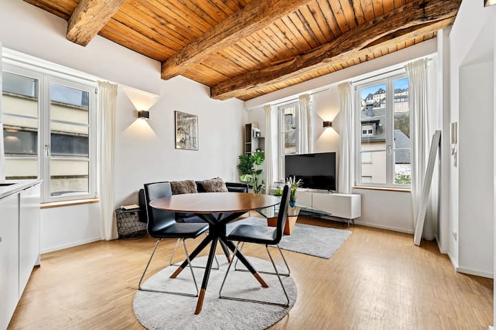 Stylish Stay In Grund With City Views - Luxembourg City