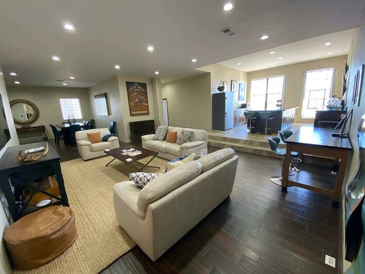 Data Center Peeps- 3 King 1 Queen. Weekly Tidy Up - Abilene, TX