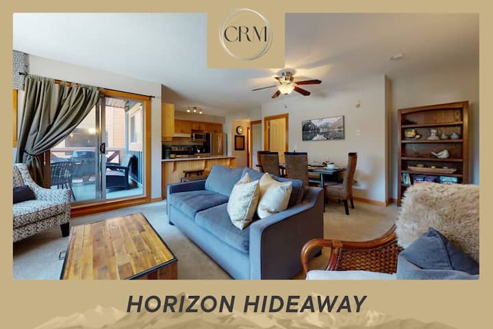 Horizon Hideaway | Downtown | Rooftop Hot Tubs - Canmore