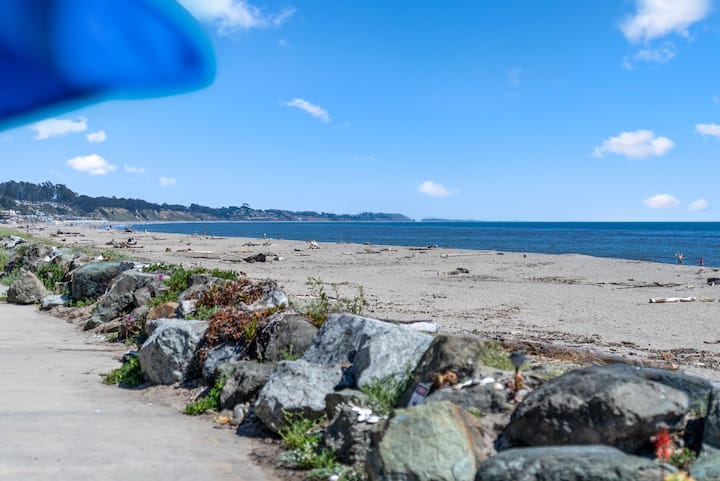 Wonderful Views On Beach Drive! - Rio Del Mar Beach, CA