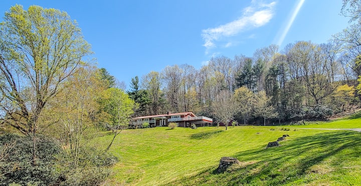 Grapevine Retreat - 8br/5.5ba Mtn Views West Jefferson - West Jefferson