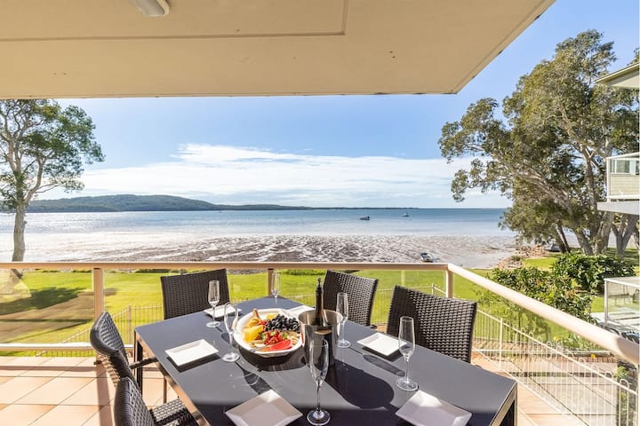 Soldiers Point Holiday Rentals & Homes - New South Wales, Australia ...