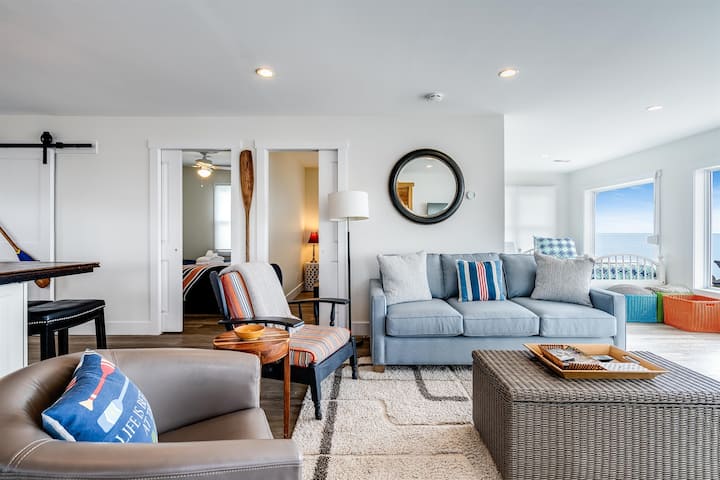 Lakefront Retreat + Hot Tub  Sunset Views  Point Pelee - Leamington