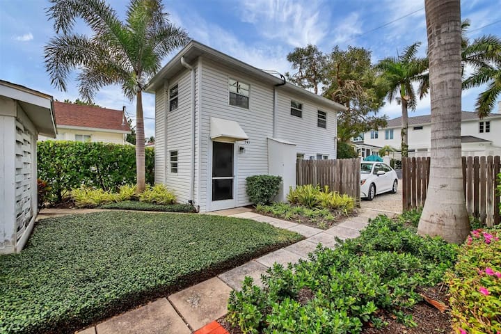 The Fish House - 2br Cozy Cottage Steps From The Beach And Historic Downtown Boca Grande - Boca Grande, FL