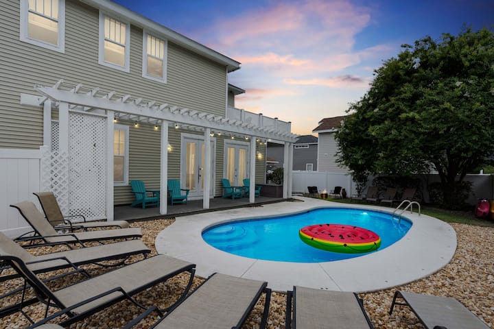 Destinbeachhouse-gameroom-golfcart Poolheat Deals - Destin, FL