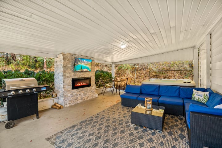 Renovated Cottage With Hot Tub 15 Min To Asheville - Asheville, NC