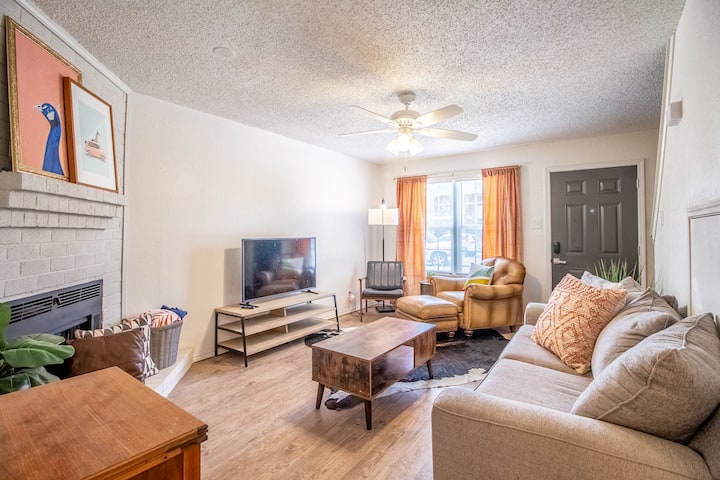 Frankford Townhomes "D" -  Near Ttu/garage/central - Lubbock, TX