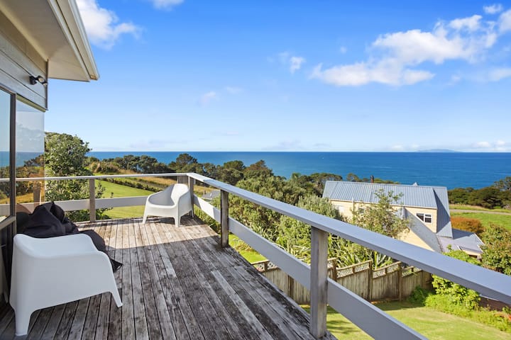 Mayor Magic - Onemana Holiday Home - Whangamatā