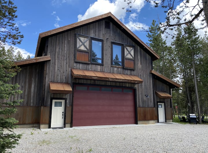 Yellowstone-30 Min | Near Big Springs | Sleeps 10 - Island Park, ID