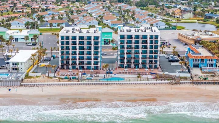 2 Bedroom Condo @ Tropic Sun Towers - Ormond Beach, FL