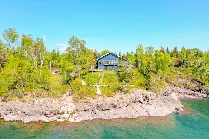 Stone's Throw Retreat On Lake Superior - Temperance River State Park, Schroeder