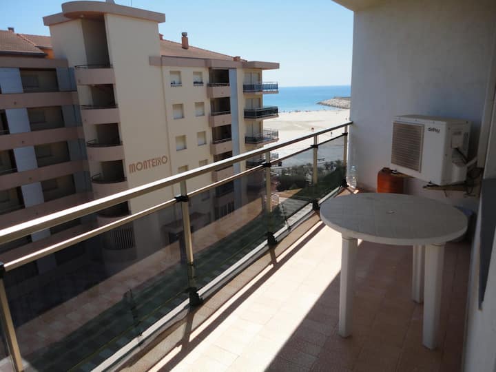 Appartement A Torredembarra Devant Plage - Torredembarra