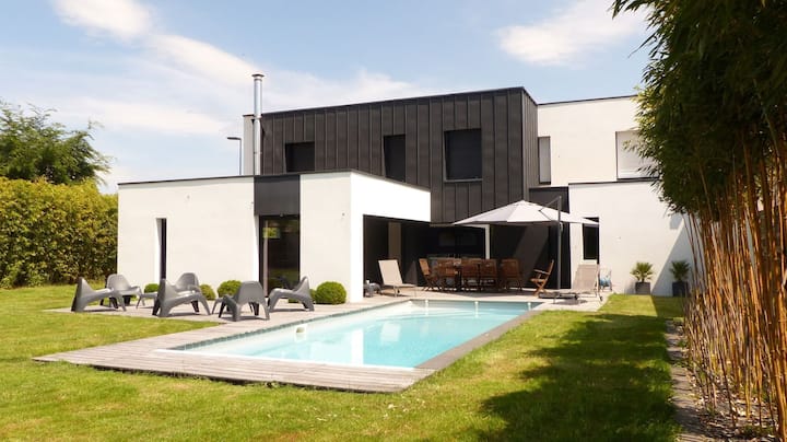 Vannes, Maison De Standing Avec Piscine - Vannes