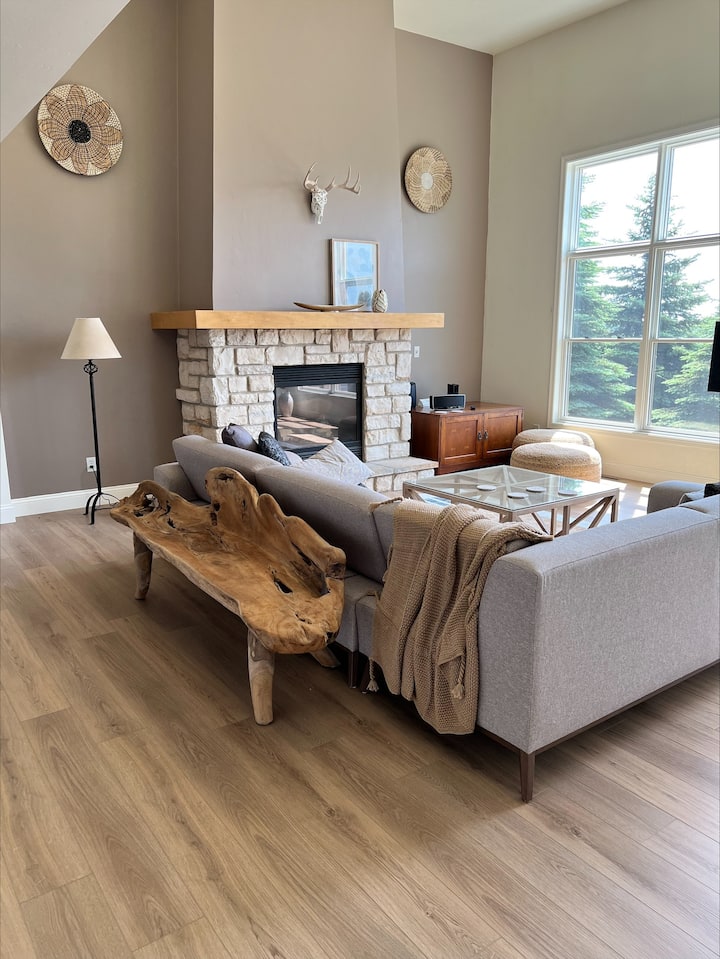 Meadow Ridge Condos: Indoor Pool + Gym, Egg Harbor - Door County, WI