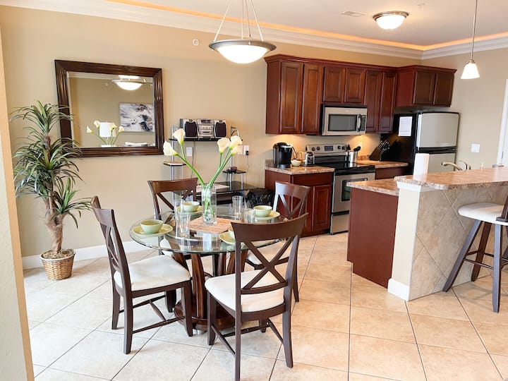 Land's End- 2br Condo | Lake View- Boat Slip - Osage Beach, MO