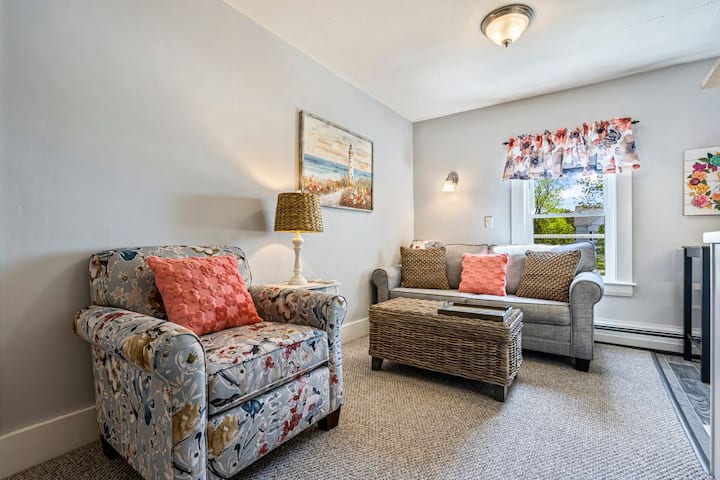 Beautiful Inn, Lighthouse Landing #5 Beach Rose - Ogunquit, ME