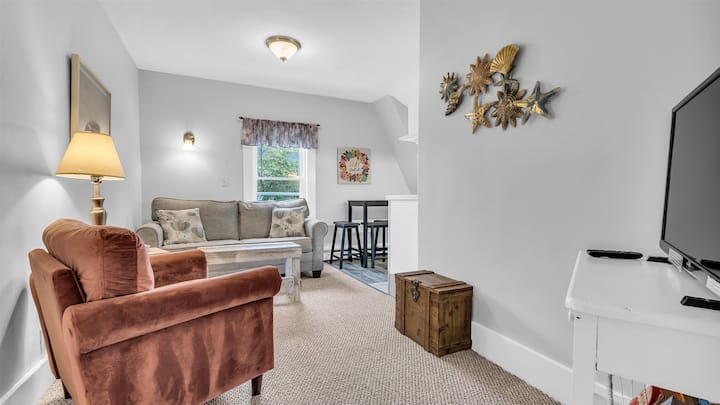 Beautiful Inn, Ideal Location! Suite 5 Beach Rose - Ogunquit, ME