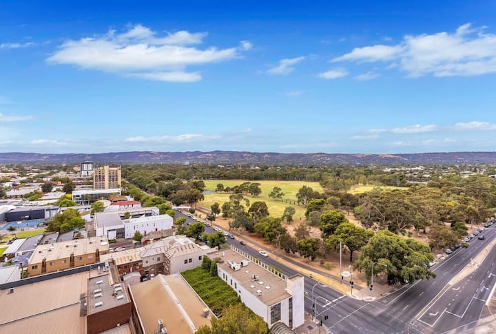 Iconic On Vue With Free Parking/gym/cbd - Adelaide