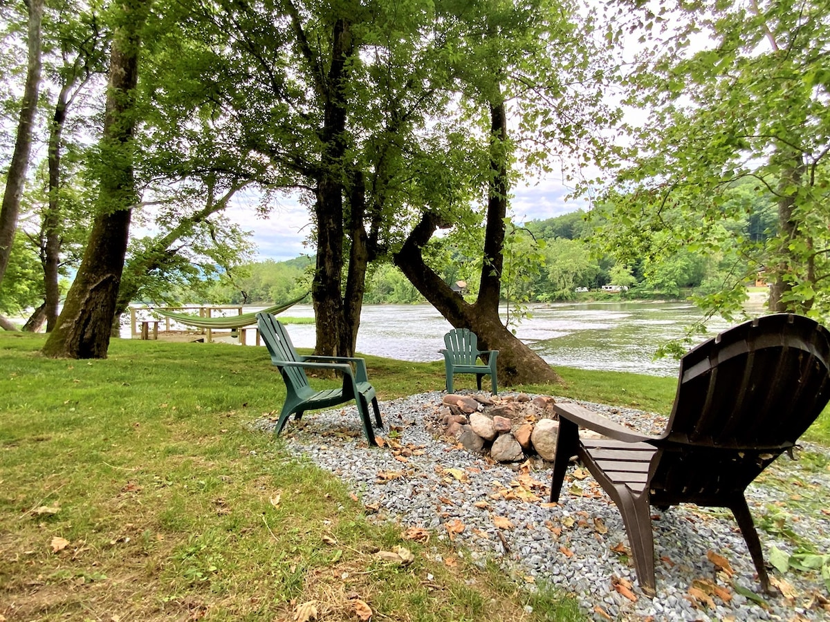 Barney's Retreat- Rustic cabin on the river! - Cabins for Rent in Luray ...