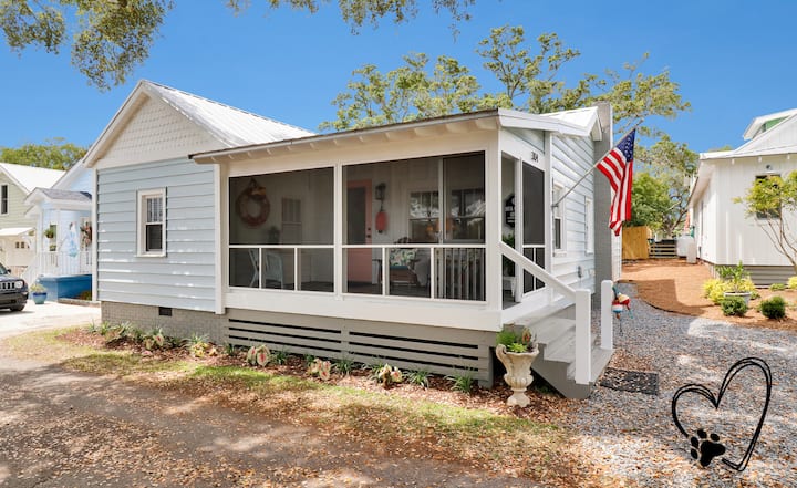 The Mad River Cottage - Southport, NC