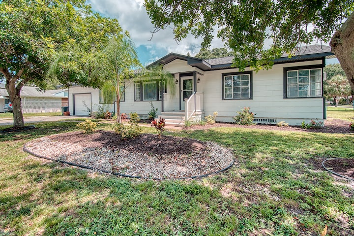 Family 3br 2.5 Bath • Close To Ami And Img - Bradenton, FL