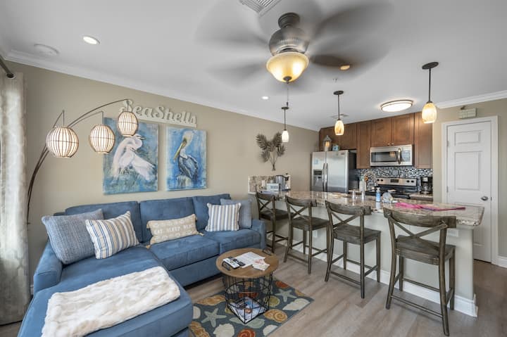 New Heated Pool & Hot Tub! Extraordinary! - Galveston, TX