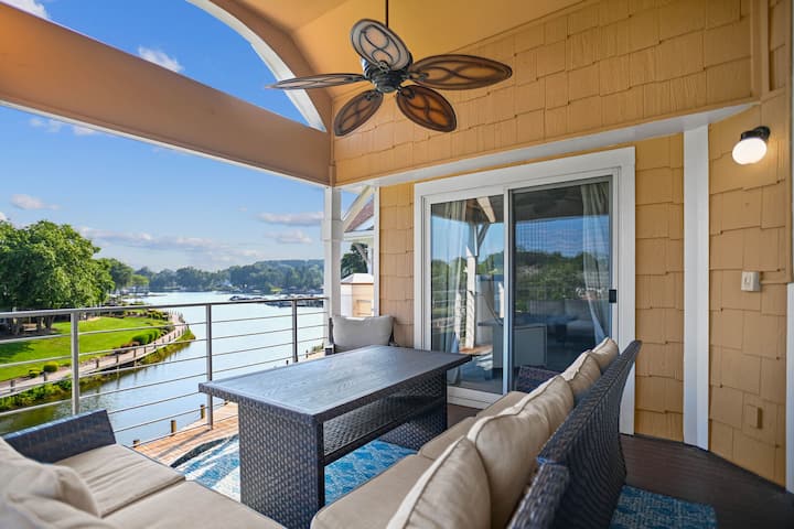 Lavish Lake Lounge By Socharm | 3rd Fl Condo - Davidson, NC