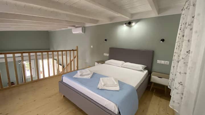 Eris Loft - 1 Bedroom Apartment - Lefkada