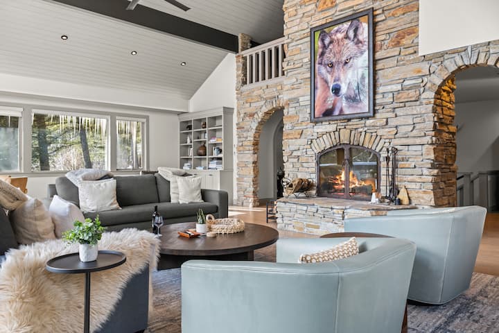 Rmr: Sublette Ridge Ski Lodge In Teton Village - Jackson Hole, Wyoming