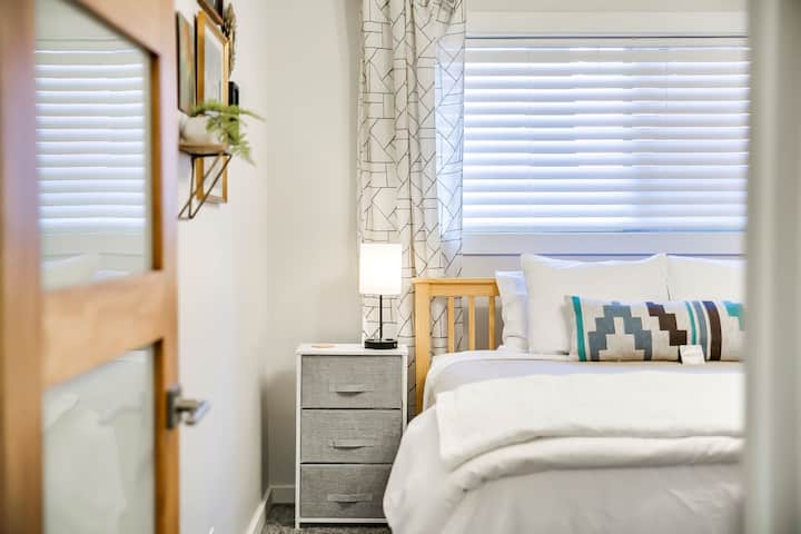 #Habituehomes - Ninth Street Retreat - King Bed! - Adventure Ridge, Boise