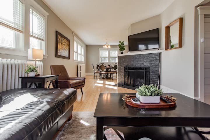 Pet-friendly Lakewalk Home - Duluth, MN