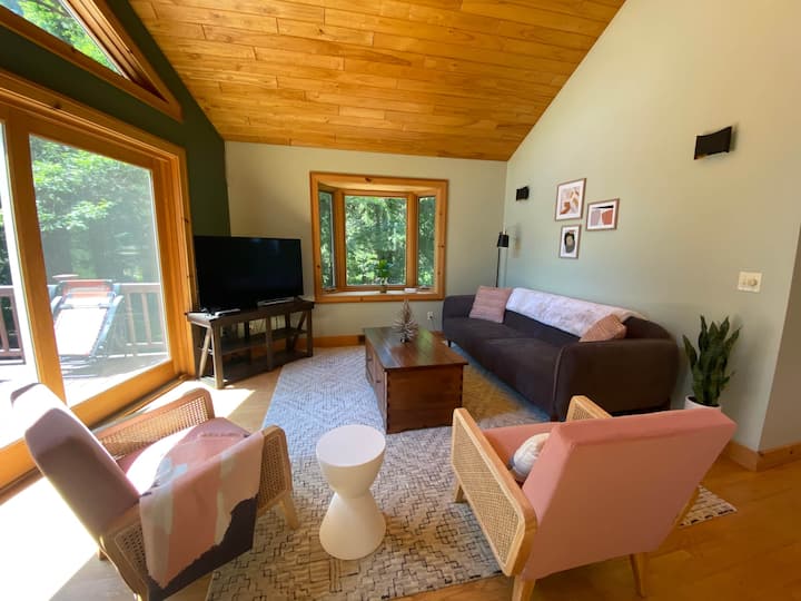 Carriage House - Chequamegon Bay, Bayfield - Big Bay State Park, La Pointe