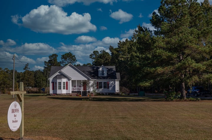 Browns Bed And Breakfast, A Peaceful Country Home - Lake City, SC