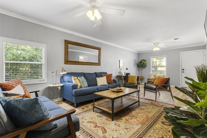 Cozy Two Bedroom Duplex - Pensacola, FL