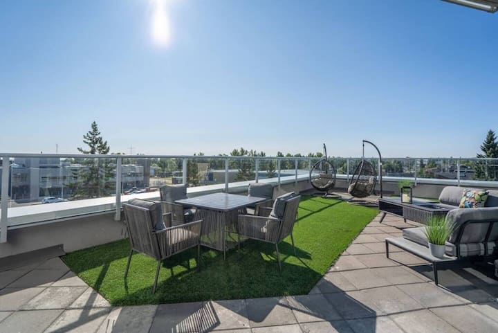 Dt Views From Every Room - Xl Private Patio, Ac - Calgary