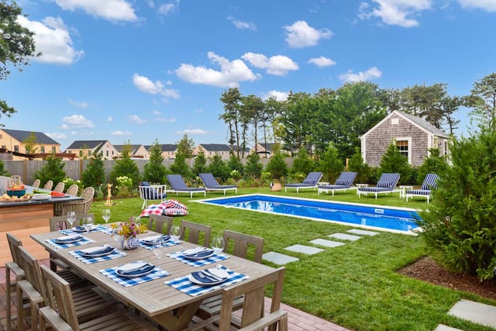 Luxury Nantucket Estate | Heated Pool & Hot Tub - Nantucket, MA