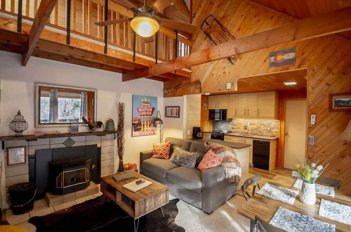 Rocky Top Cabins A & B - Monarch, CO