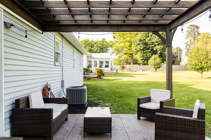 Renovated Retreat W/bbq & Private Backyard - Strasburg, PA