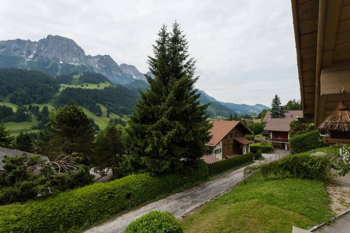 Alp Sunrise - Top View Cozy Chalet - Rougemont