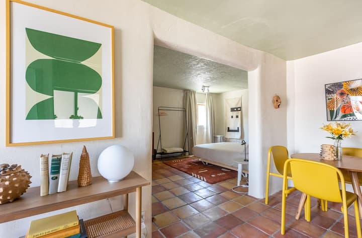 Modern And Cozy 1b - Heart Of Railyard District - Santa Fe, NM