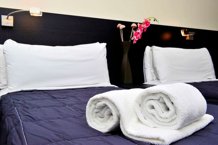 "Habitación Doble, Con Terraza Superior" - Castelldefels