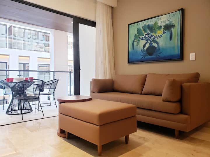 Beautiful 2 Br Condo, Close To The Beach - Playa del Carmen