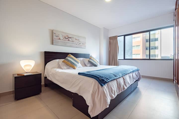 Apt Moderno 2 Drm Con Cama King En Miraflores - Lima