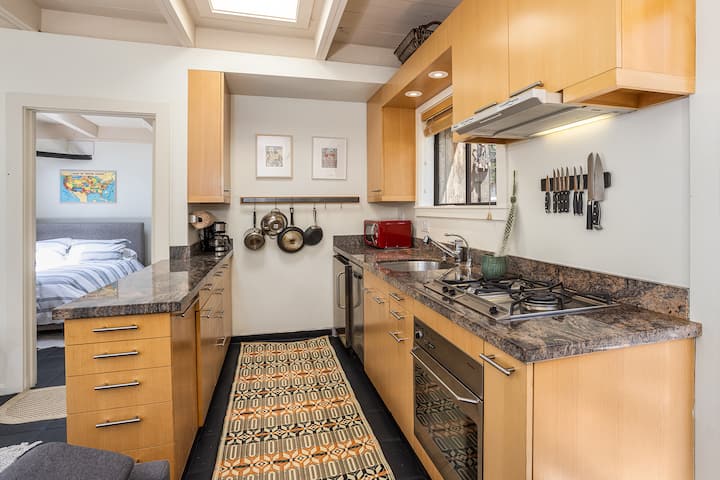 Simply Perfect Beach Getaway - Stinson Beach, CA