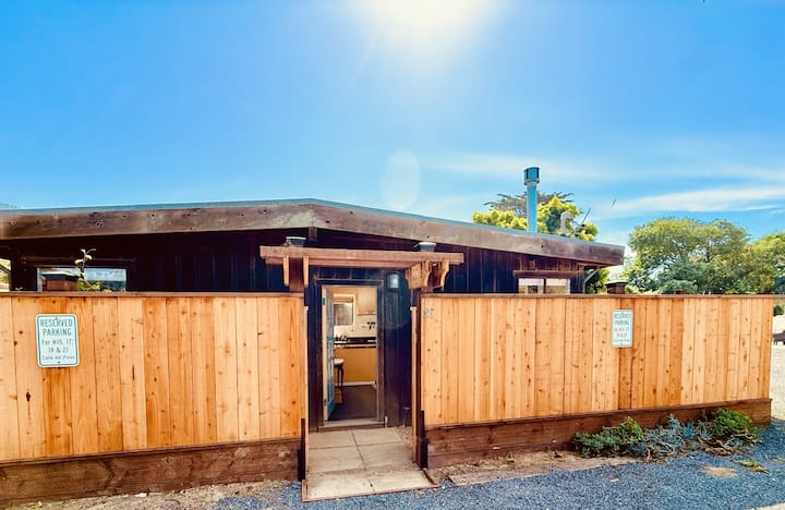 Simply Perfect Beach Getaway - Stinson Beach, CA