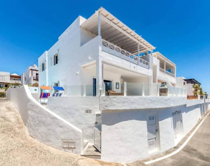 Villa Arcelia Puerto Del Carmen - ランサローテ島