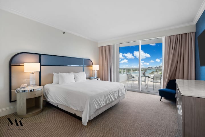 Fontainebleau|unique 2br W/ Ocean + Resort Views - 