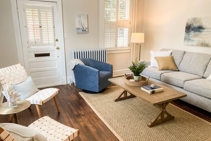 2026 Commissioning Week Promo: Book 6 Nights, Get The 7th Free - Annapolis, MD