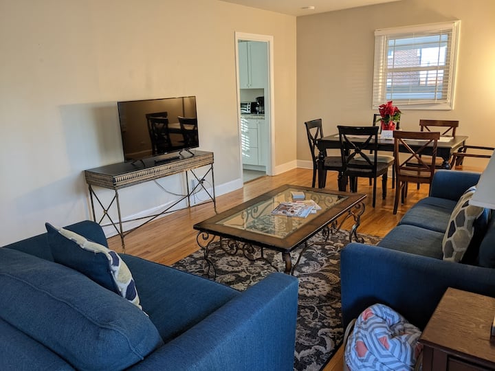Roomy Renovated Home Near Duke Hospital - Durham, NC