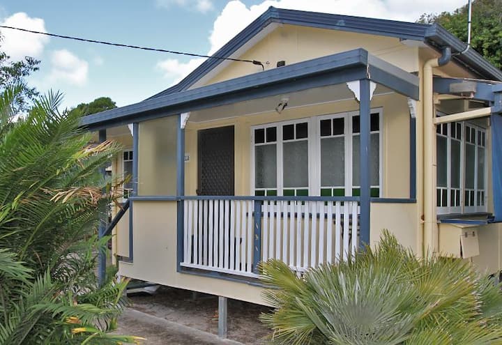 Perfect For Retired Folk, Fisherman & Small Famili - Moreton Island